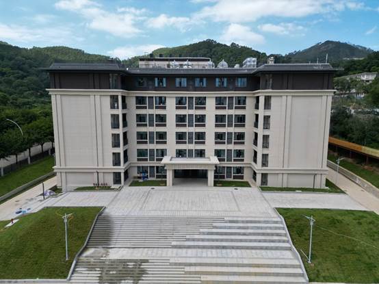 Tentang FPNU-福建技术师范学院英文